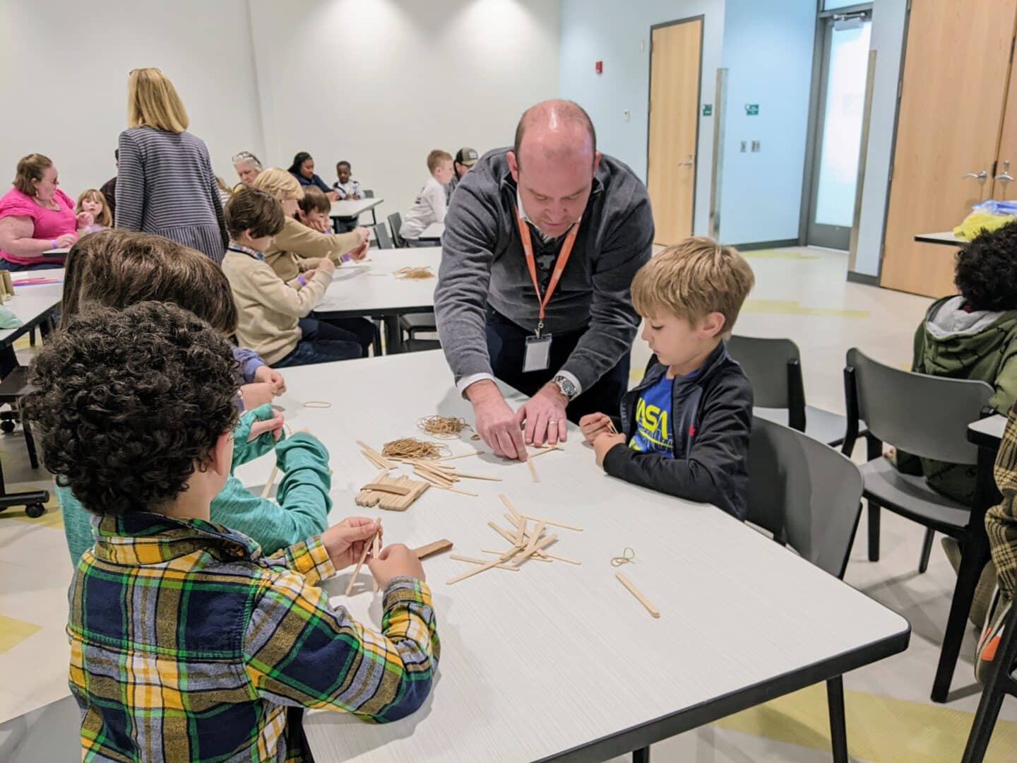 STEAM Break kicks off with science, singing • Mississippi Children's Museum